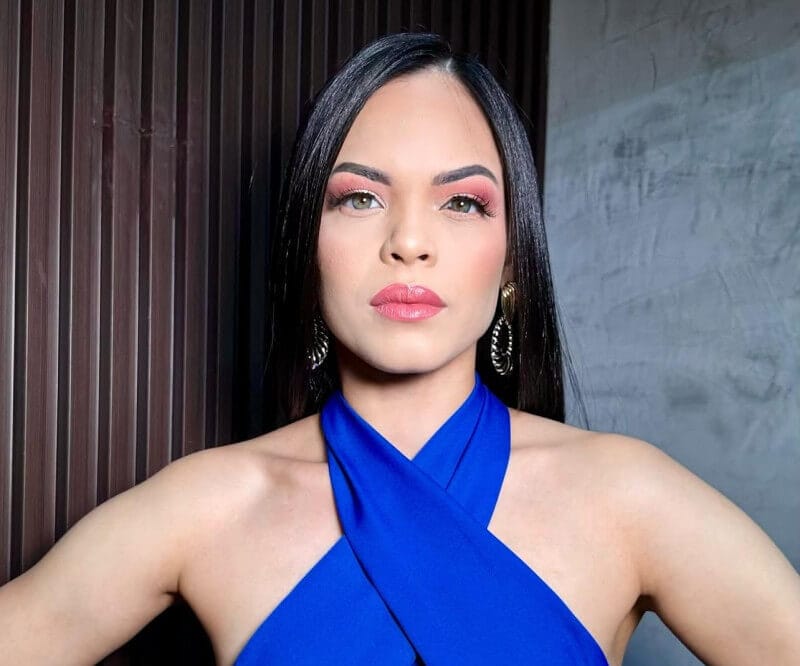 Kiara Romero incendio vehículo autopista Duarte logra salir ilesa ...